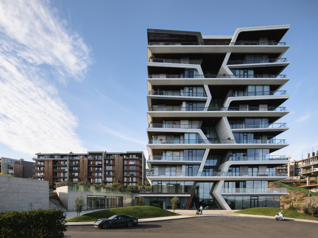 Lisi Green Tower